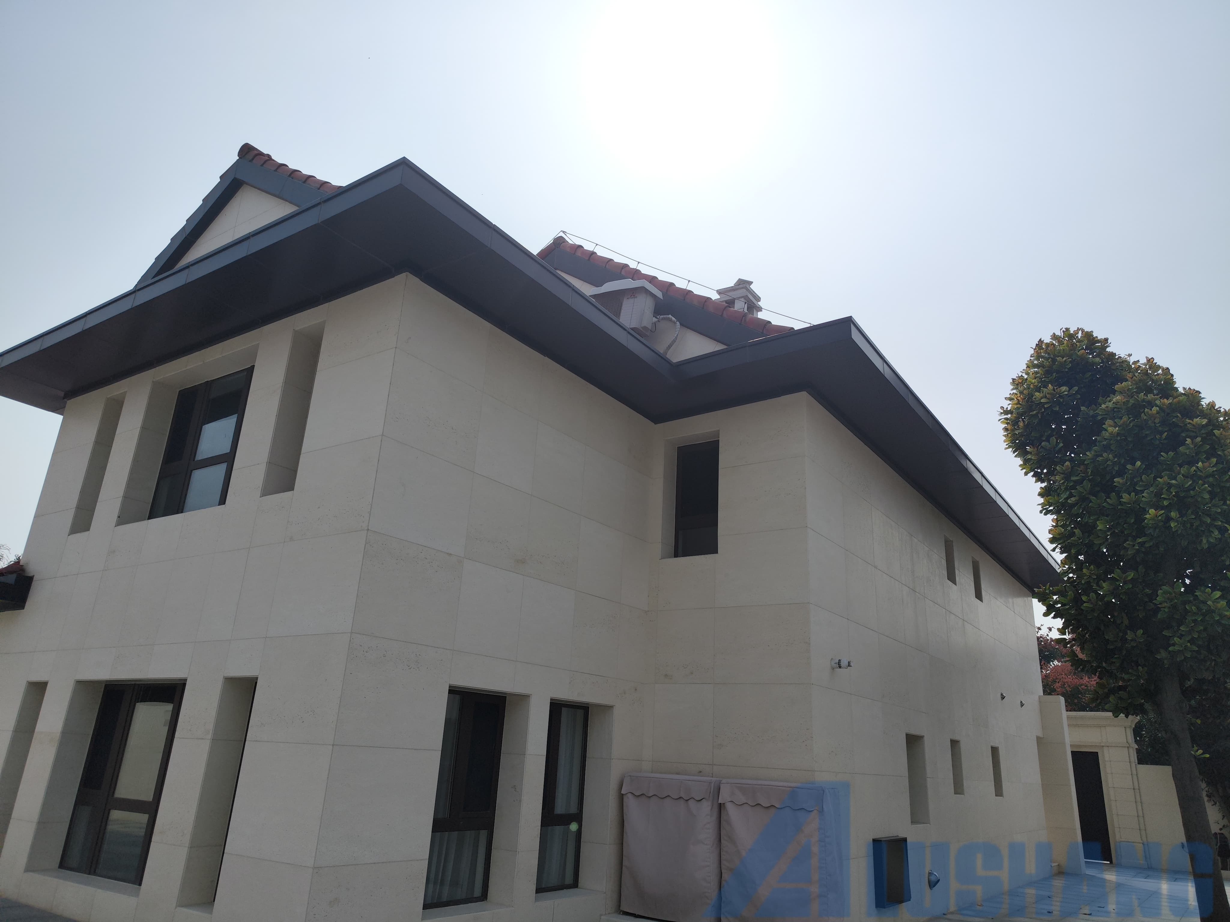 Villa Exterior Wall Aluminum Veneer Case Demonstration on homebuilding ...